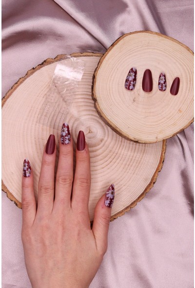 Mujgan 24'lü Çiçek Desenli Bordo Takma Tırnak T55 Mujgan 24'lü Çiçek Desenli Bordo Takma Tırnak T55