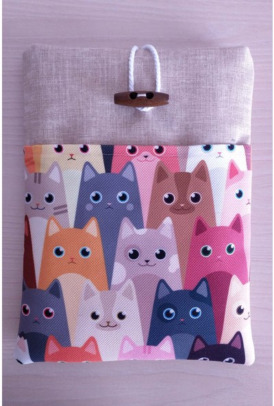 Düğmeli Cepli Bej-Kedi Desenli Kitap Çantası - Kitap Kılıfı