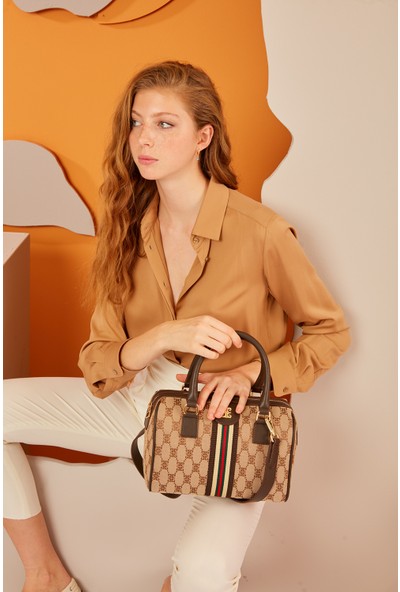 Pierre Cardin Kahve Kadın Omuz Çantası 05PO22Y1637KN4P Kh Pierre Cardin Kahve Kadın Omuz Çantası 05PO22Y1637KN4P Kh