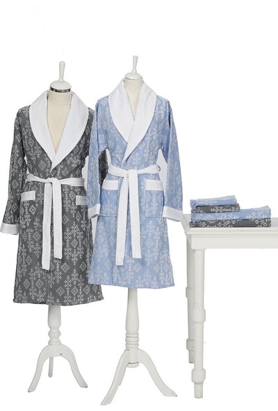 Özdilek Valley Aile Bornoz Seti Indigo (M) - K. Gri (L) Özdilek Valley Aile Bornoz Seti Indigo (M) - K. Gri (L)