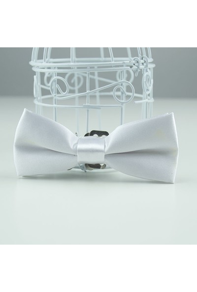 Gaffy Beyaz Renk Saten Çocuk Papyonu Gaffy Beyaz Renk Saten Çocuk Papyonu