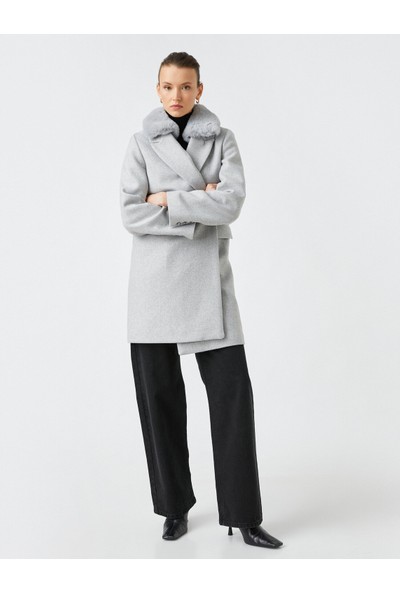 Koton Yakası Suni Kürk Kaban