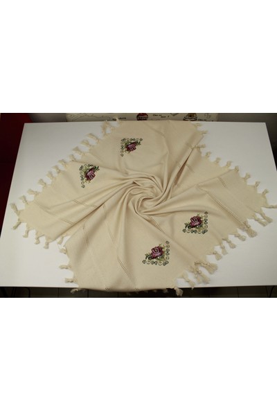 Ilgın Home Buldan Bezi Kanaviçe Işlemeli Püsküllü Masa ve Fiskos Örtüsü Ilgın Home Buldan Bezi Kanaviçe Işlemeli Püsküllü Masa ve Fiskos Örtüsü