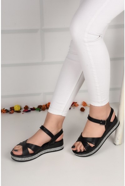 Weynes Kadın Taşlı Düz Taban Çapraz Sandalet BA21054