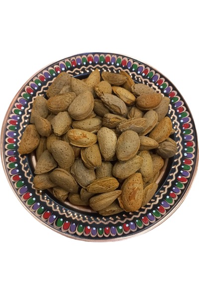 Ürgüp Naturel Kuruyemiş Kapadokya Bademi Çiğ 1kg Ürgüp Naturel Kuruyemiş Kapadokya Bademi Çiğ 1kg