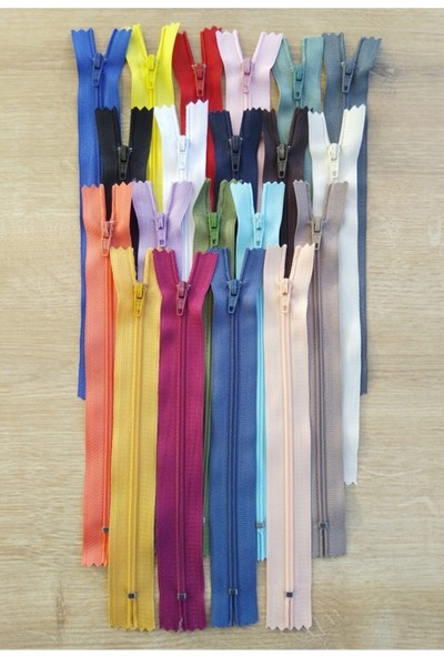 Karışık Renk 18 cm Fermuar 20 Adet