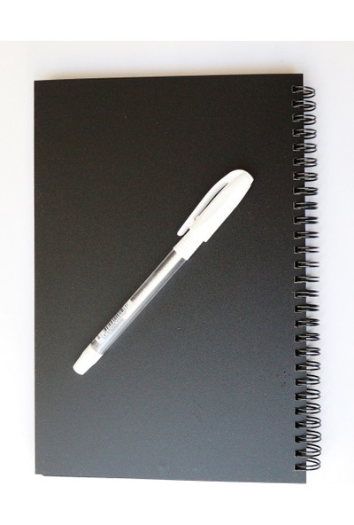 Red Whiter Siyah Yapraklı Defter Spiralli 14X20 100 gr 40 Sayfa ve Beyaz Kaliteli Jel Kalem Red Whiter Siyah Yapraklı Defter Spiralli 14X20 100 gr 40 Sayfa ve Beyaz Kaliteli Jel Kalem