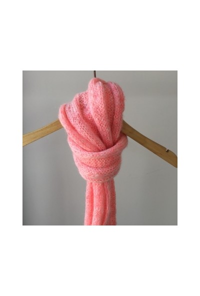 Mora Knit El Örgüsü Yünlü Neon Pembe Kadın Atkı