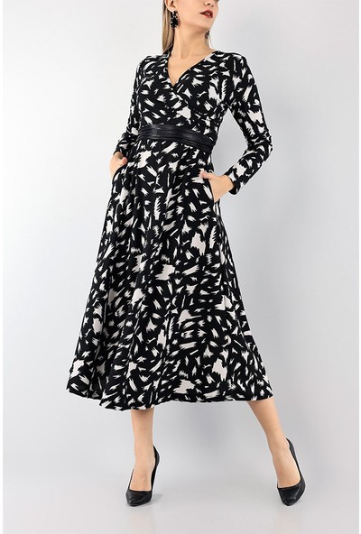 Laren Moda Kırmızı Çiçekli Kruvaze Yaka Kemerli Elbise Laren Moda Kırmızı Çiçekli Kruvaze Yaka Kemerli Elbise