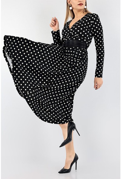 Laren Moda Puantiyeli Kruvaze Yaka Uzun Elbise Laren Moda Puantiyeli Kruvaze Yaka Uzun Elbise