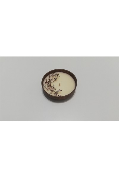 Bambu Görünümlü Yassı Yuvarlak Kasede Cipso Çiçekli Mum