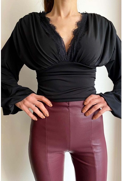 Enie Kadın Siyah Dantelli Bluz