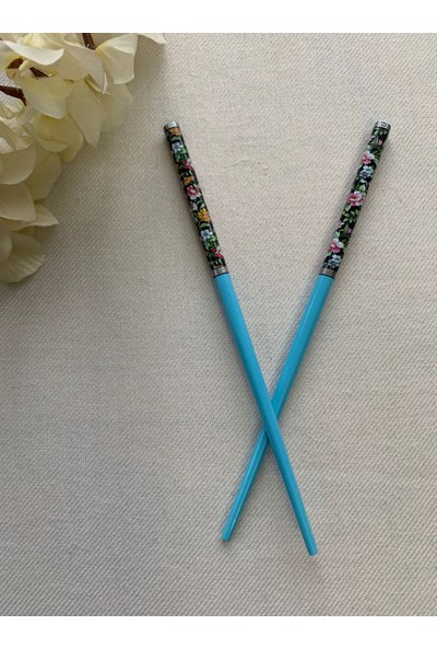 Mingy Kadın Çiçek Desenli Mavi Renk Çubuk Topuz Tokası Seti 2'li Mingy Kadın Çiçek Desenli Mavi Renk Çubuk Topuz Tokası Seti 2'li