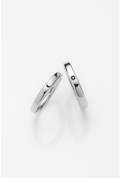Olivia Ay ve Yıldız 2li Set Gümüş Kaplama Ayarlanabilir Çift Alyans Yüzük Olivia Ay ve Yıldız 2li Set Gümüş Kaplama Ayarlanabilir Çift Alyans Yüzük