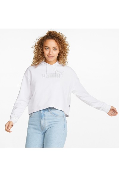 Puma 848305-02 Puma Ess+ Metallic Logo Cropped Kadın Sweat White-Silver Metallıc Puma 848305-02 Puma Ess+ Metallic Logo Cropped Kadın Sweat White-Silver Metallıc