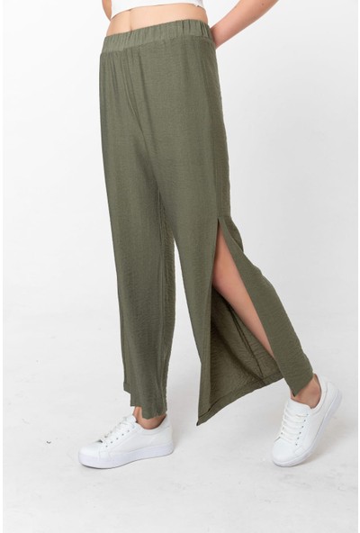 Esra Nas Yırtmaçlı Bol Keten Pantolon
