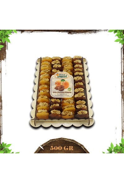 MissApricot Ceviz Dolgulu Karışık Kayısı 500 gr Ahşap