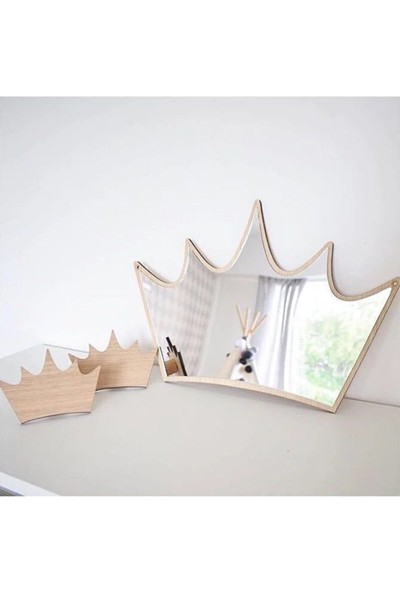 Evde Ucuz Çocuk Odası Kıng Aynalı Pleksi Duvar Dekor Evde Ucuz Çocuk Odası Kıng Aynalı Pleksi Duvar Dekor