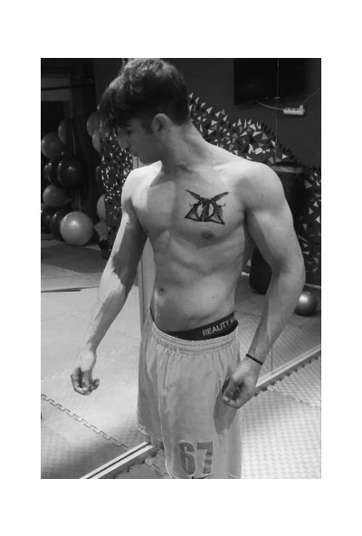 Takıştır Geçici Kanat ve Üçgen Dövme Tattoo