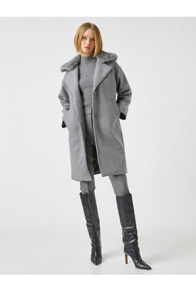 Koton Yakası Suni Kürk Kaban