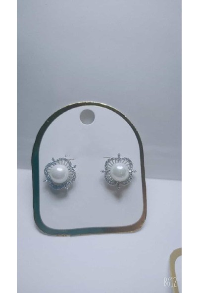 Sevecen Style Altın Kaplama Küpe