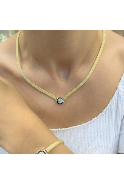 Fiyonk Kuyumculuk 14 Ayar Altın Tektaş Detaylı Hasır Set (Kolye,bileklik) Fiyonk Kuyumculuk 14 Ayar Altın Tektaş Detaylı Hasır Set (Kolye,bileklik)