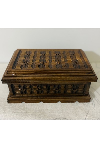 Myk Sandık Işlemeli Ceviz Ağacı Kilitli 24 cm