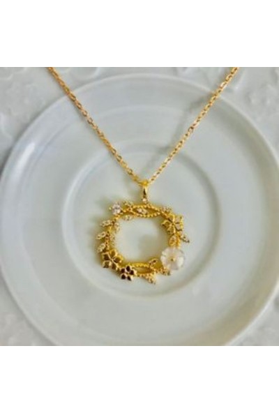 Esze Kadın Altın Renkli Zirkon Taşlı Çiçek Tasarım Zarif Kolye