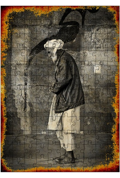 Tablomega Ahşap Mdf Puzzle Yapboz Yaşlı Namaz Kılan Adam 120 Parça 25*35 cm Tablomega Ahşap Mdf Puzzle Yapboz Yaşlı Namaz Kılan Adam 120 Parça 25*35 cm