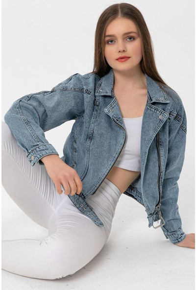 Şimal Çapraz Fermuarlı Kemerli Kısa Kot Ceket