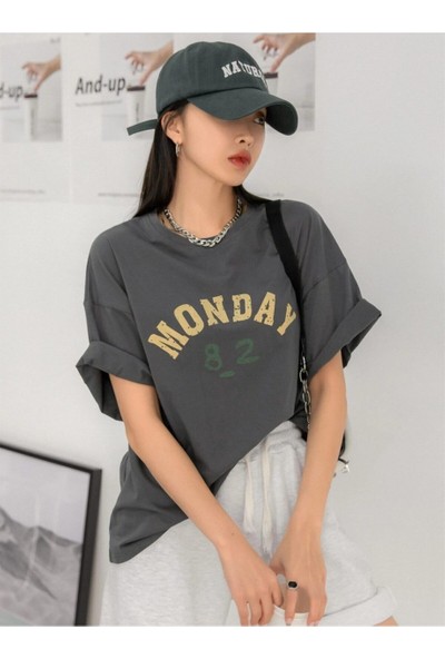 Trend Seninle Kadın Füme Monday Baskılı T-Shirt