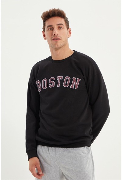 Trend Seninle Siyah Erkek Boston Baskılı Uzun Kollu Bisiklet Yaka Baskılı Sweatshirt Trend Seninle Siyah Erkek Boston Baskılı Uzun Kollu Bisiklet Yaka Baskılı Sweatshirt