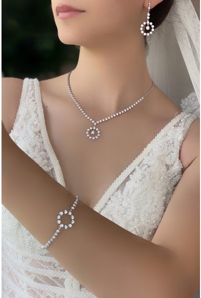 Zümrüt Sarraf Halka Tasarım Kolyeli Pırlanta Bayan Üçlü Set