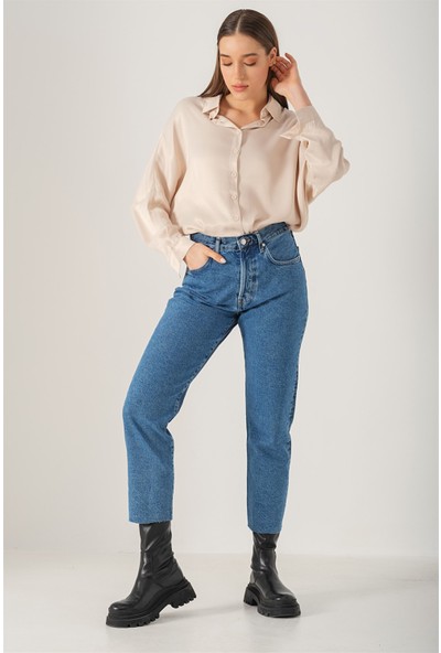 MyLove Düğme Detay Mom Fit Jean MyLove Düğme Detay Mom Fit Jean