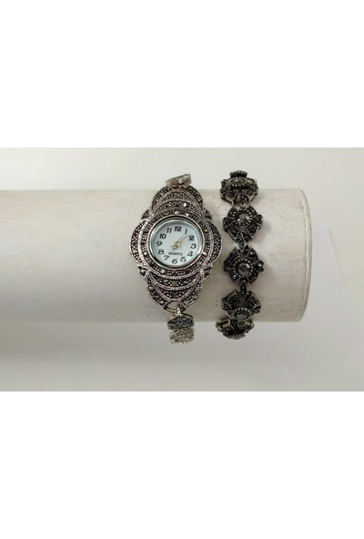 Otantik Depo Gri Taşlarla Çevrili Gümüş Renk Saat Bileklik Takım Model 10 Otantik Depo Gri Taşlarla Çevrili Gümüş Renk Saat Bileklik Takım Model 10