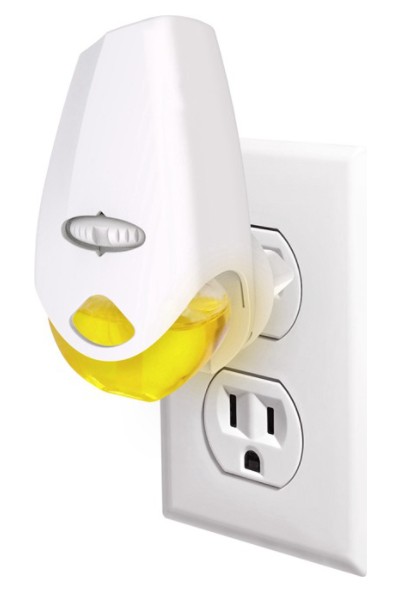 Glade Elektrikli Oda Parfümü 2.yedek Hediyeli Glade Elektrikli Oda Parfümü 2.yedek Hediyeli