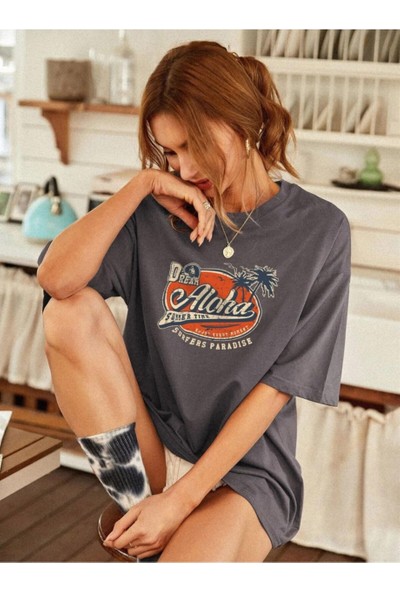 Trend Seninle Kadın Füme Aloha Baskılı Oversıze T-Shirt Trend Seninle Kadın Füme Aloha Baskılı Oversıze T-Shirt