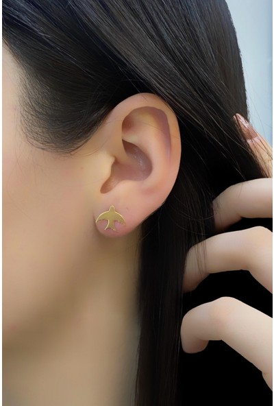 Zümrüt Sarraf 14 Ayar Altın Güvercin Modelli Bayan Küpe Zümrüt Sarraf 14 Ayar Altın Güvercin Modelli Bayan Küpe