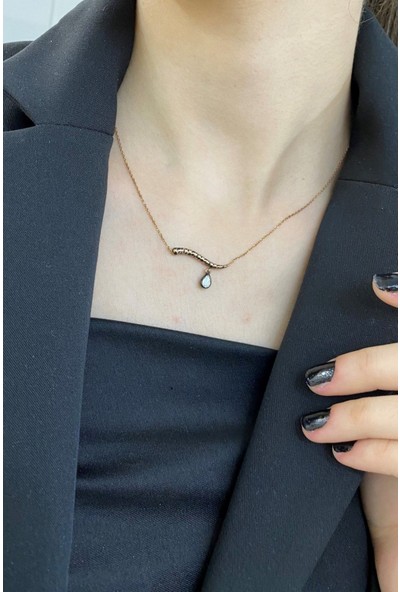 Zümrüt Sarraf 0.17 Karat Leopar Desenli Elmas Bayan Kolye