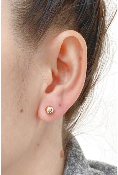 Zümrüt Sarraf 5.85 Mm Rose Orta Top 14 Ayar Altın Kadın Küpe Zümrüt Sarraf 5.85 Mm Rose Orta Top 14 Ayar Altın Kadın Küpe