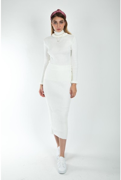 Oynoo Fashion Beyaz Boğazlı Yaka Triko Kazak