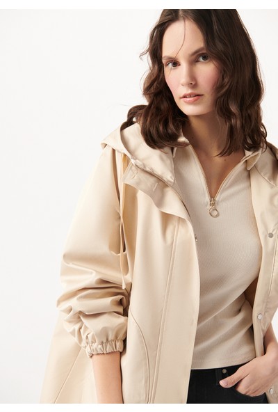 Mavi Kadın Kapüşonlu Bej Ceket 1110014-70182