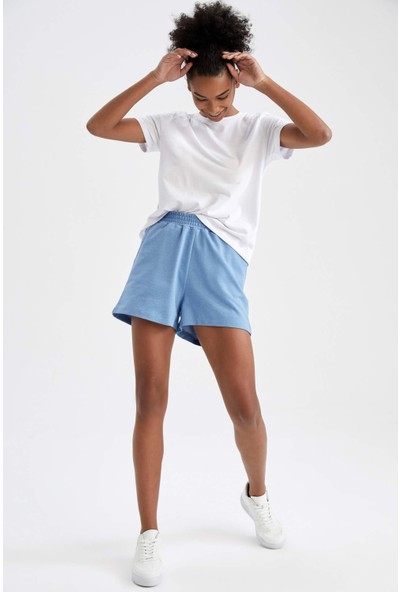 DeFacto Regular Fit Geri Dönüşümlü İnce Sweatshirt Kumaşı Şort U3357AZ21SP DeFacto Regular Fit Geri Dönüşümlü İnce Sweatshirt Kumaşı Şort U3357AZ21SP