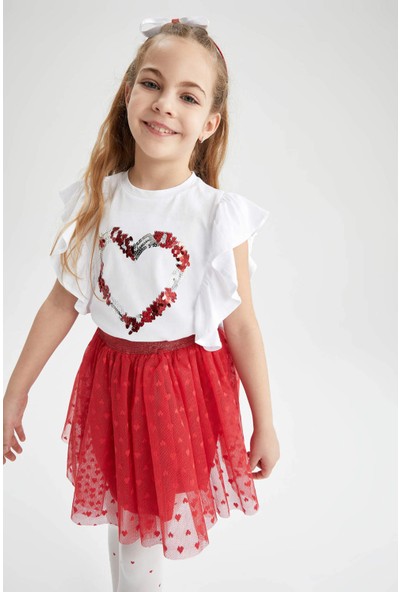 DeFacto Kız Çocuk Regular Fit 23 Nisan Bisiklet Yaka Kalp Payetli Kısa Kollu Tişört W9066A622SM DeFacto Kız Çocuk Regular Fit 23 Nisan Bisiklet Yaka Kalp Payetli Kısa Kollu Tişört W9066A622SM