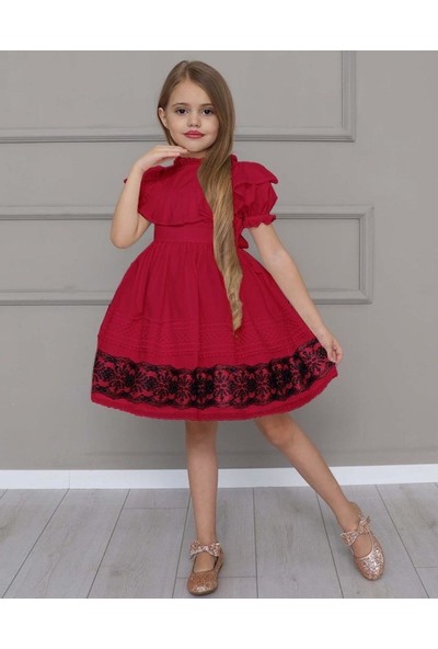 Hersey Bebek Siyah Dantel Fırfır Detaylı Kırmızı Kız Çocuk Elbise Hersey Bebek Siyah Dantel Fırfır Detaylı Kırmızı Kız Çocuk Elbise