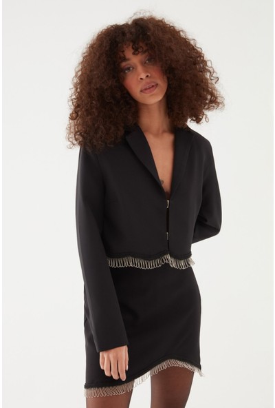 Quzu Aksesuarlı Crop Ceket Siyah