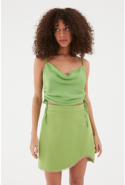 Quzu Zincir Detaylı Mini Etek Yeşil