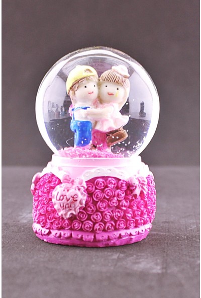 Deco Elit Sarılan Sevgililer Temalı Mini Boy Pembe Kar Küresi 6,5 cm Boy Deco Elit Sarılan Sevgililer Temalı Mini Boy Pembe Kar Küresi 6,5 cm Boy