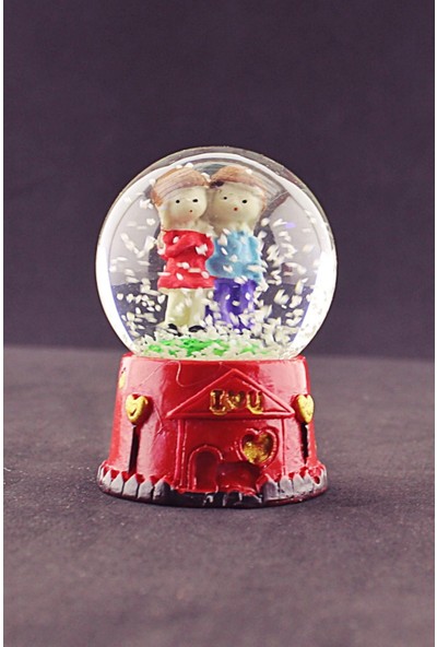 Deco Elit Sevimli Çift Temalı Mini Boy Işıklı Kar Küresi 6,5 cm Boy Deco Elit Sevimli Çift Temalı Mini Boy Işıklı Kar Küresi 6,5 cm Boy