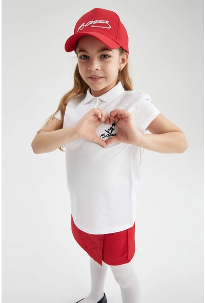 DeFacto Kız Çocuk 23 Nisan Atatürk Baskılı Kısa Kollu Pamuklu Tişört X3768A622SM